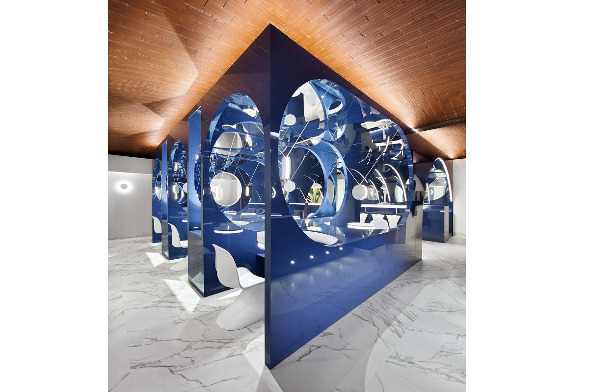 Alvic sorprende en Casa Decor 2020 con su obra artística Blue Moon ...