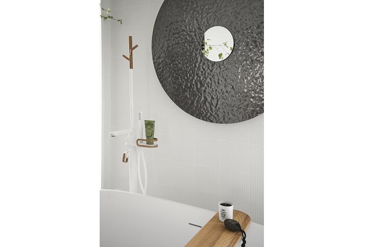 Strohm Teka eleva el diseño del baño con su "grifo perchero" de bañera ...